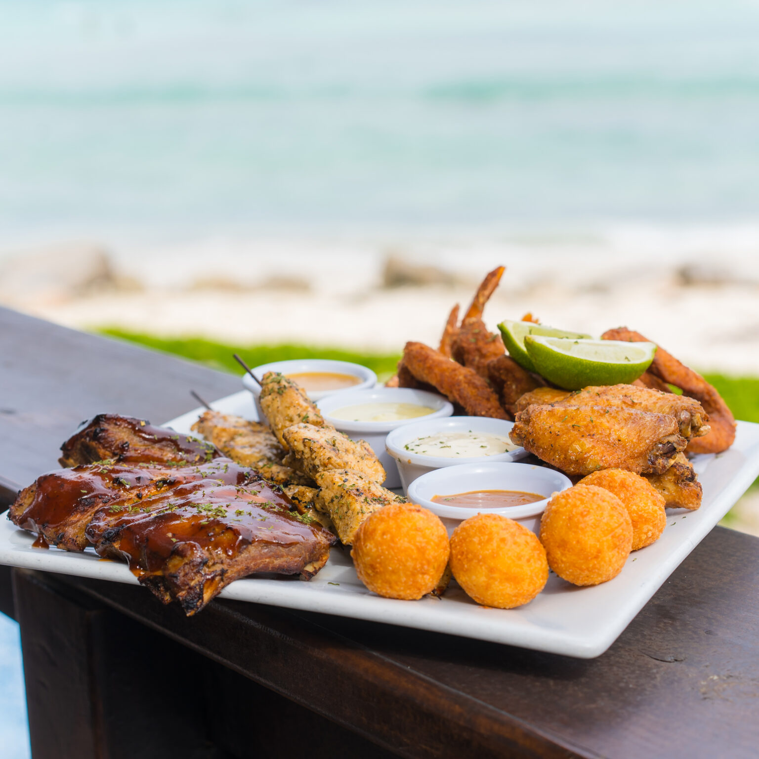 Rum Reef Cocktail Bar & Grill Aruba